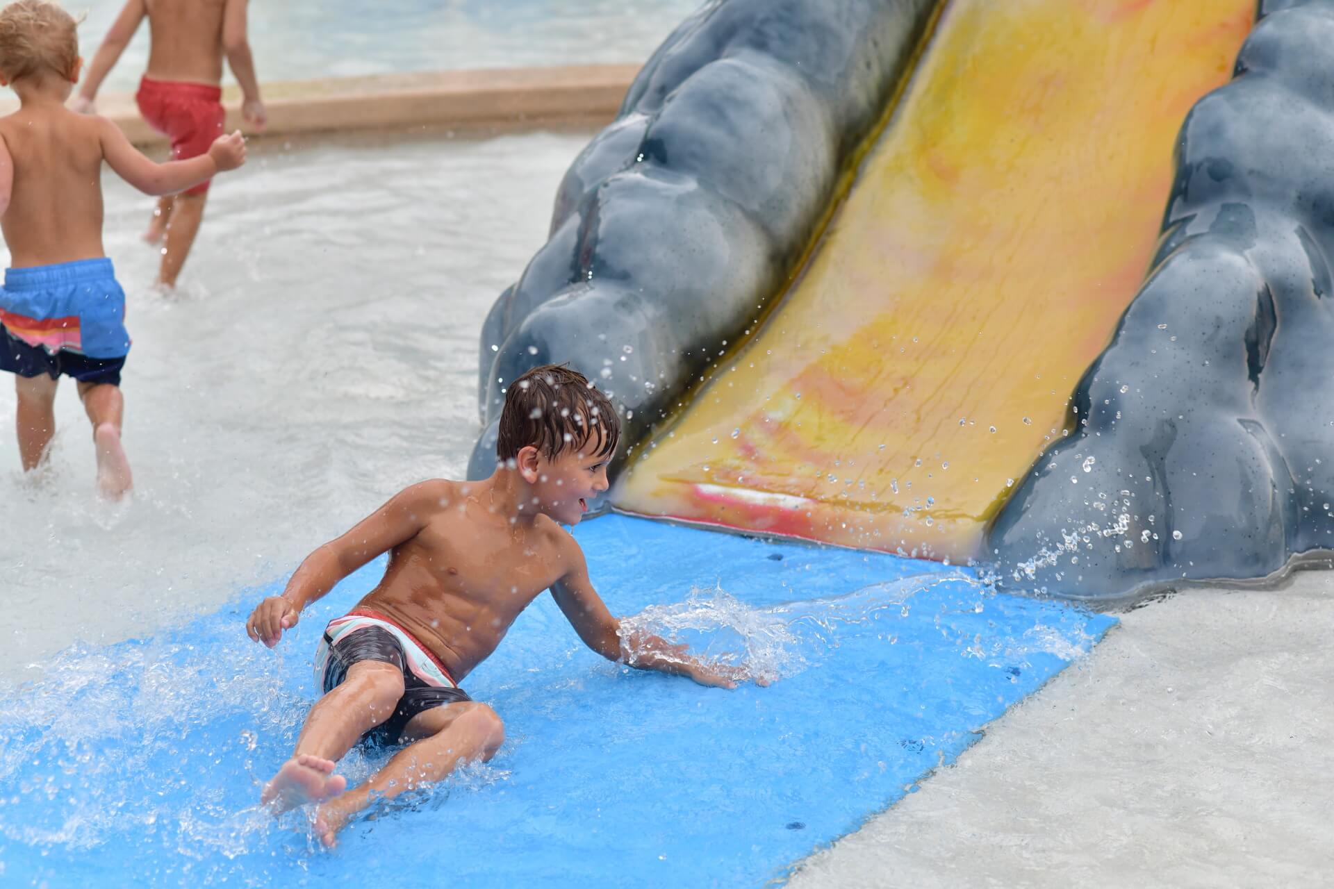 Lost World Waterpark - Wilderness Resort