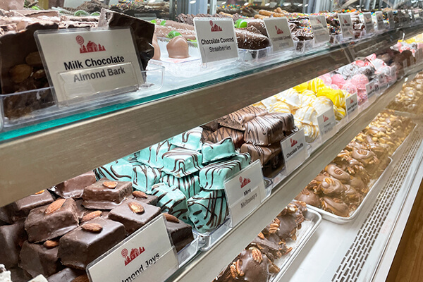 The Candy Cabin - Wilderness Resort