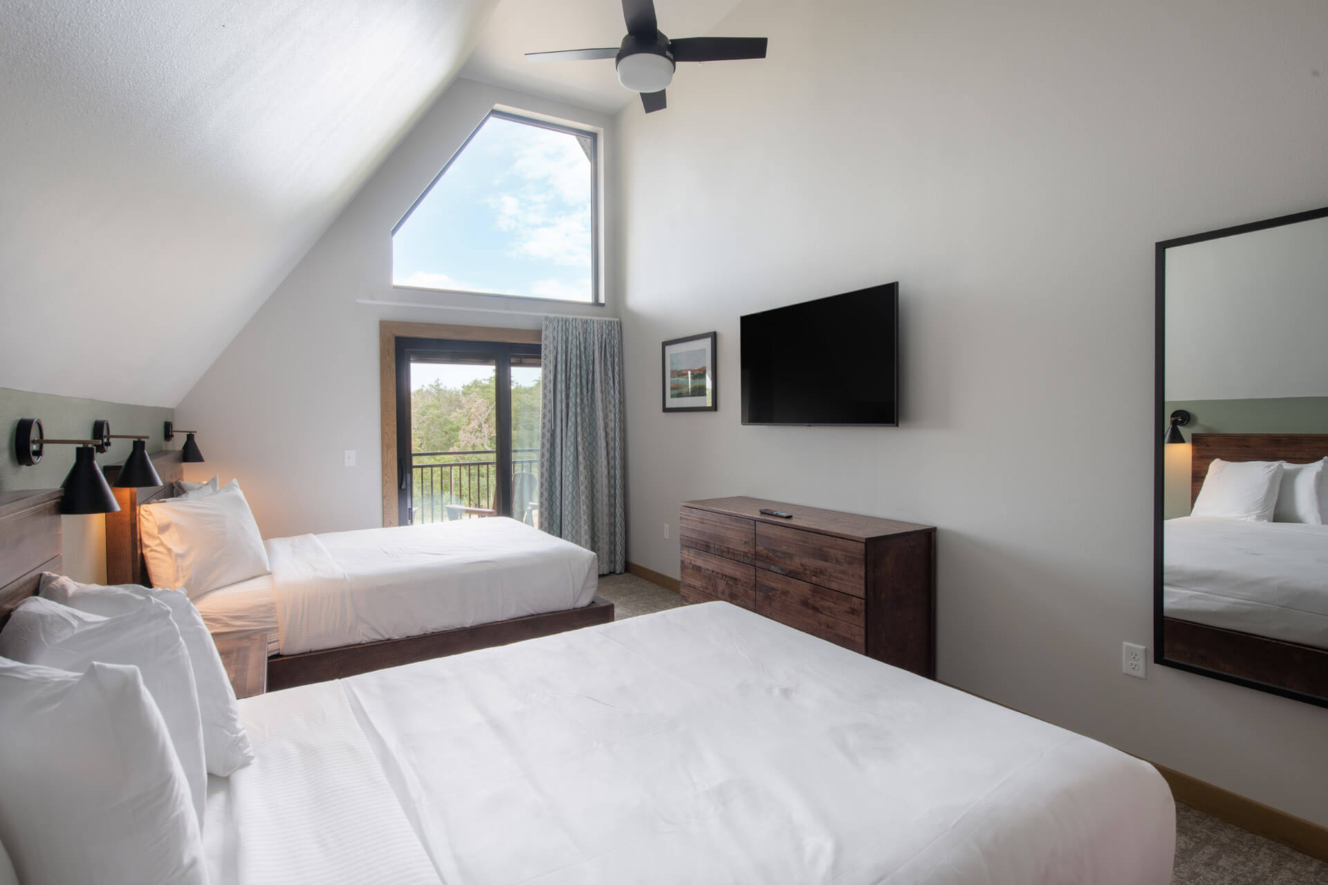 5 Bedroom Treehouse Cabin - Wilderness Resort