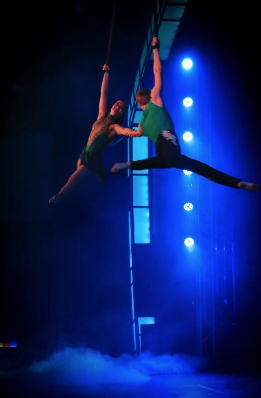 Bello's Circus Extreme at Dells Dinner Adventures - Wilderness Resort